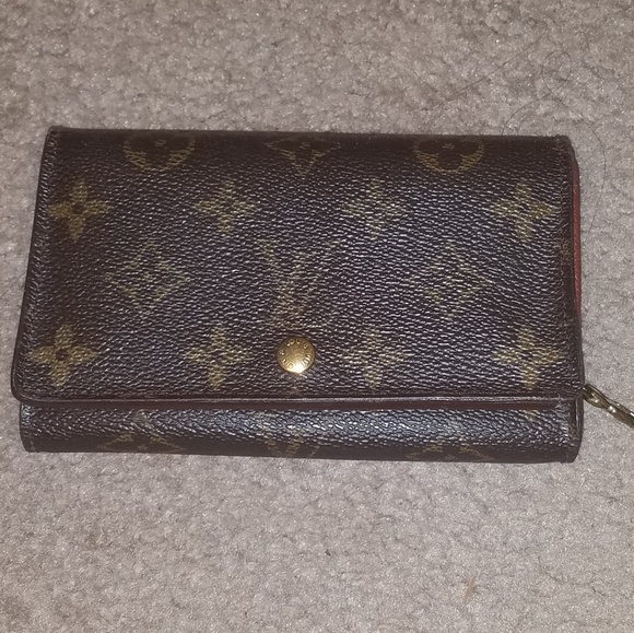 Louis Vuitton | Bags | Authentic Louis Vuitton Wallet | Poshmark